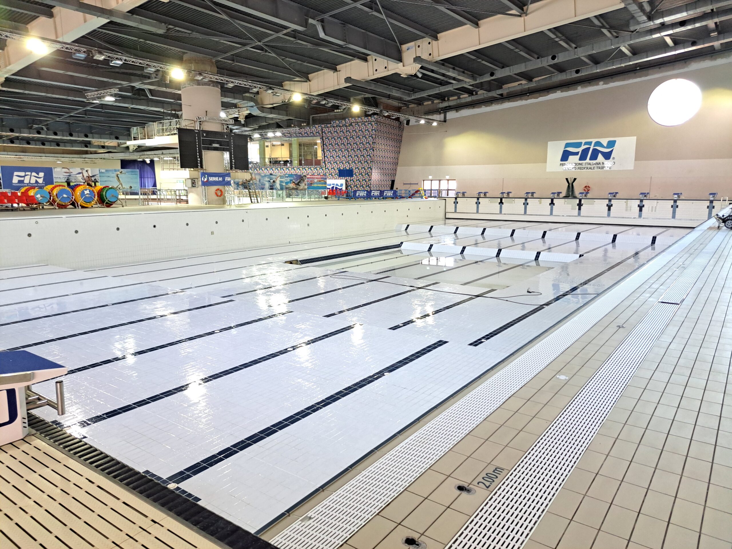 vasca interna in preparazione - Piscina Bianchi Trieste